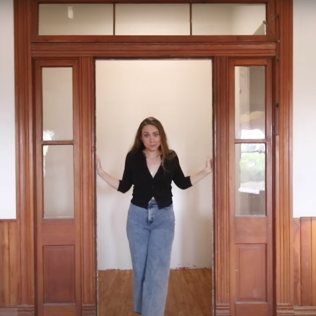 Woman shows how to transform a plain & boring entryway into a warm ...