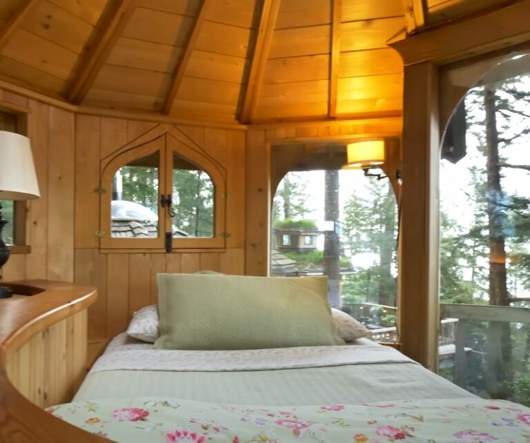 Woman lives alone in a fairytale-inspired island home for years & it’s ...