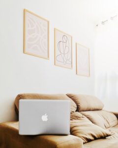 30 Tacky Decor Items That Will Instantly Downgrade Any Home