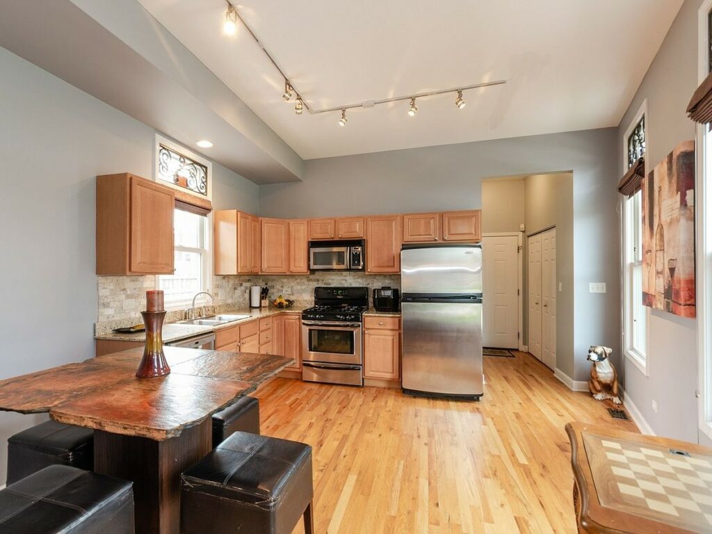 Take a look inside the ‘skinny house’ that’s leaving people scratching ...