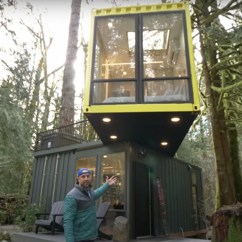 Man uses two 40-foot shipping containers to build ‘luxury’ eco-friendly ...
