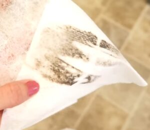 Woman shares simple and ‘magical’ blinds cleaner made using dollar ...