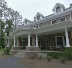 Couple buys old decaying mansion for $155K and restores it into ...