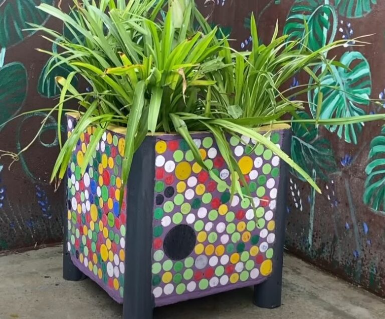 Hold on to your plastic bottle caps to create gorgeous unconventional ...