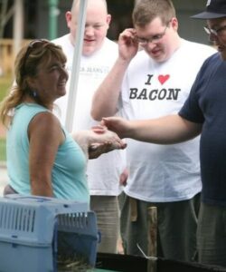 50 Times People Wore The Right Shirt Coincidentally At The Perfect Time