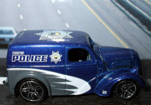 30+ Vintage Items From the 60s Now Worth a Fortune