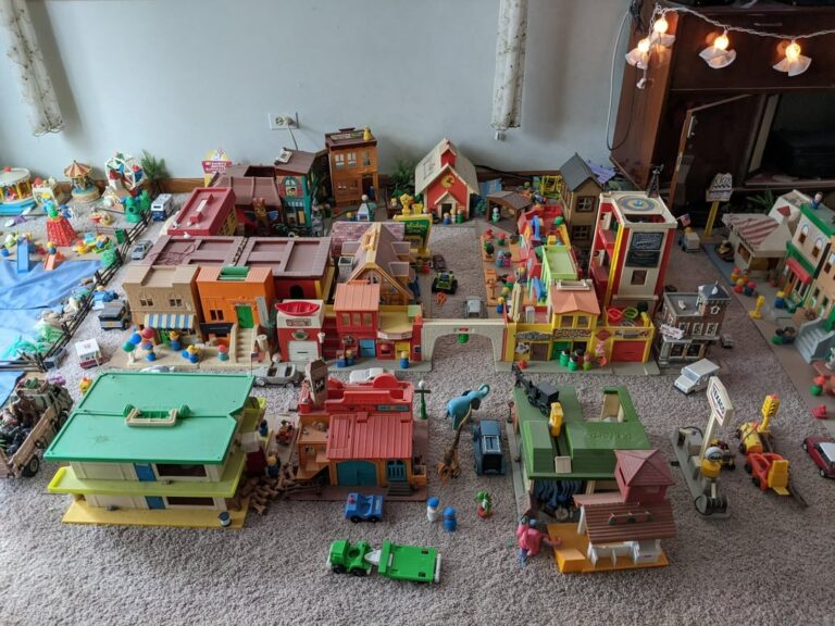 30+ Vintage Items From the 60s Now Worth a Fortune