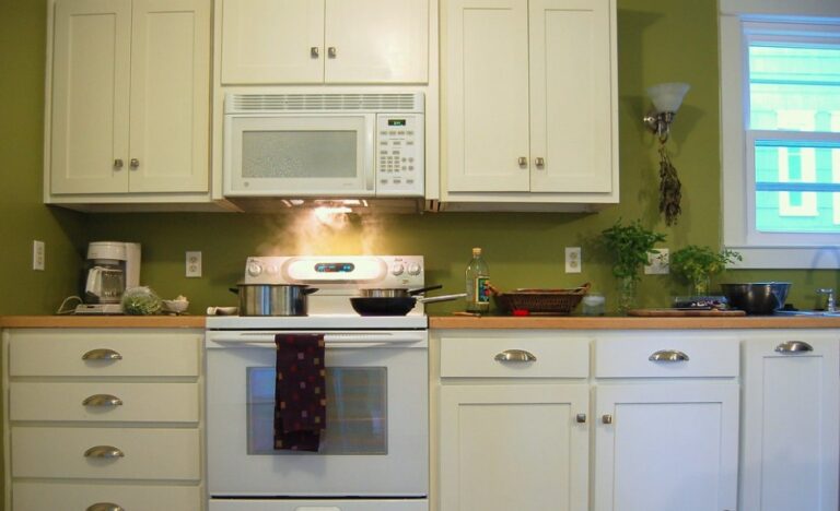 Here’s the 10+ germiest things in your kitchen, and it’s going to gross ...