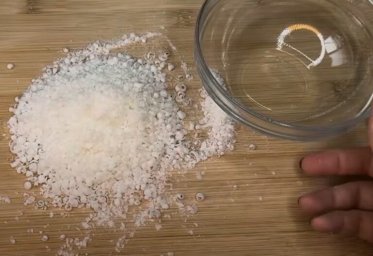 Mom grates bar of soap for brilliant toilet hack people are raving about