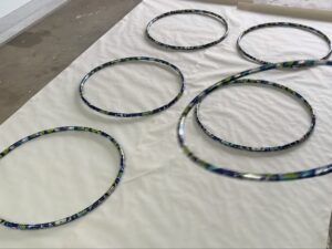Homeowner lays out 6 hula hoops and glues them end to end for magazine ...